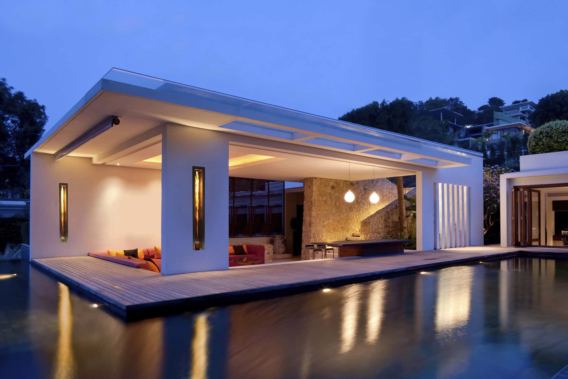 Stunning HeliFire 360: Versatile Architectural Fire Feature | Heat Savers